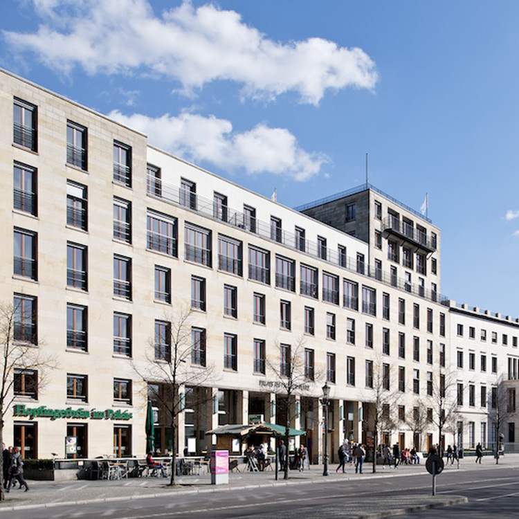 Art-Invest Real Estate | Palais am Pariser Platz