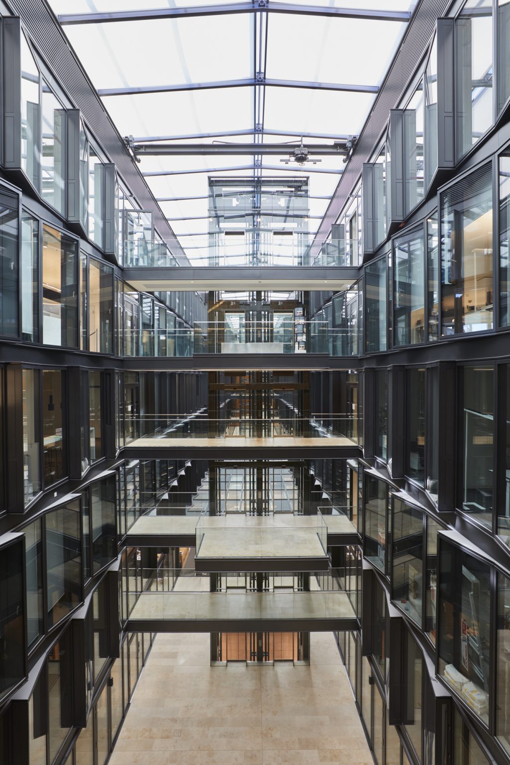 Art-Invest Real Estate | Alter Wall